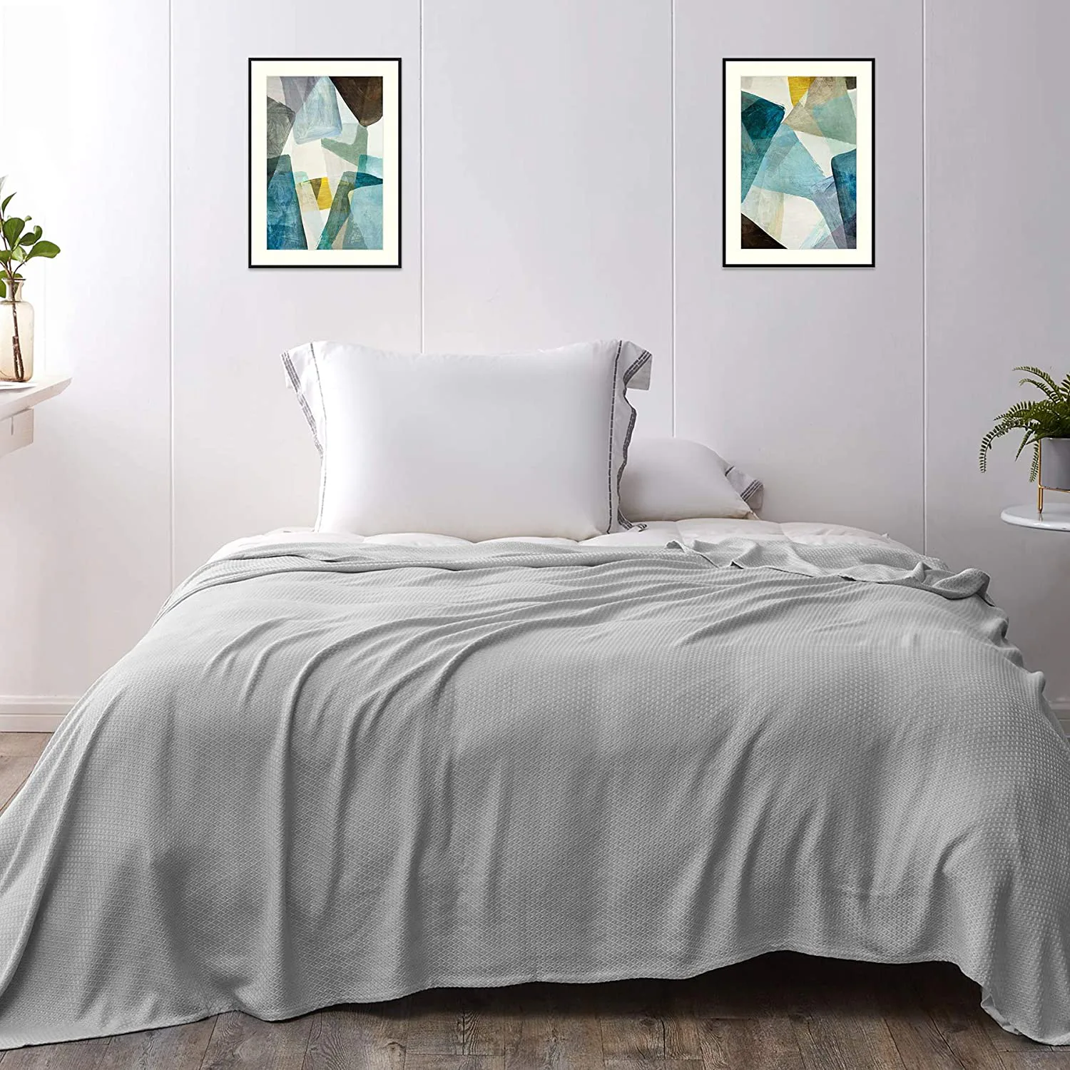 49 Cool Things Under $30 On Amazon That Are Smart As Hell
