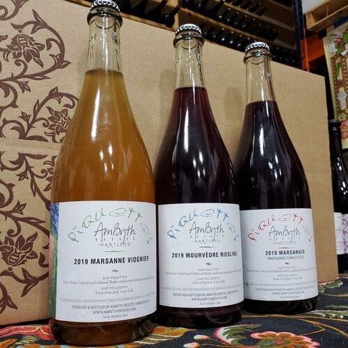 What Is Piquette Wine? Everything You Need To Know About This Fizzy ...