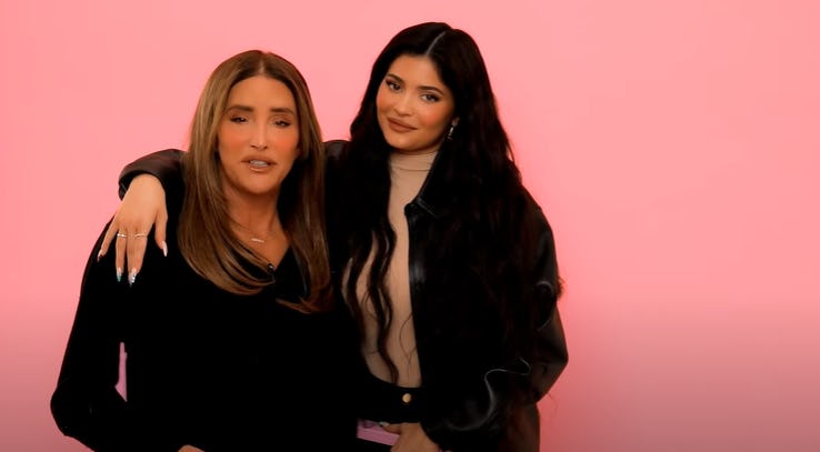 This Video Of Kylie Jenner Doing Caitlyn's Makeup Is The Wholesome ...