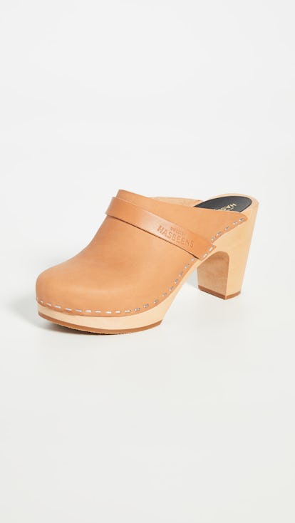 Wooden Clogs To Take You From Summer To Fall