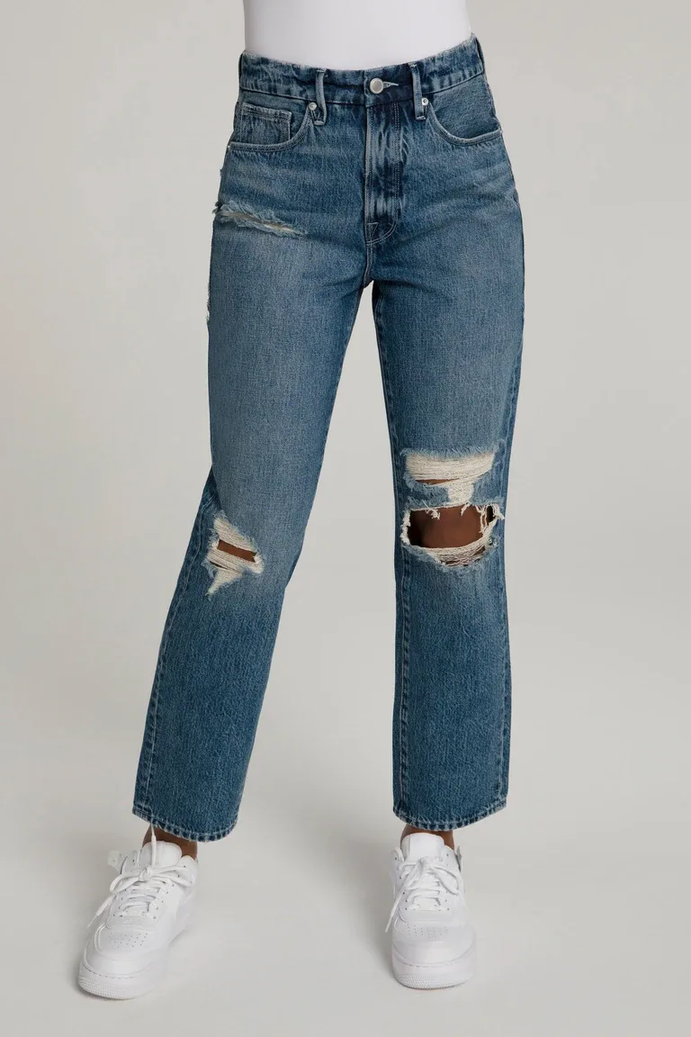 Gigi Hadid’s Blue Jeans From Good American Brought Back '90s Style