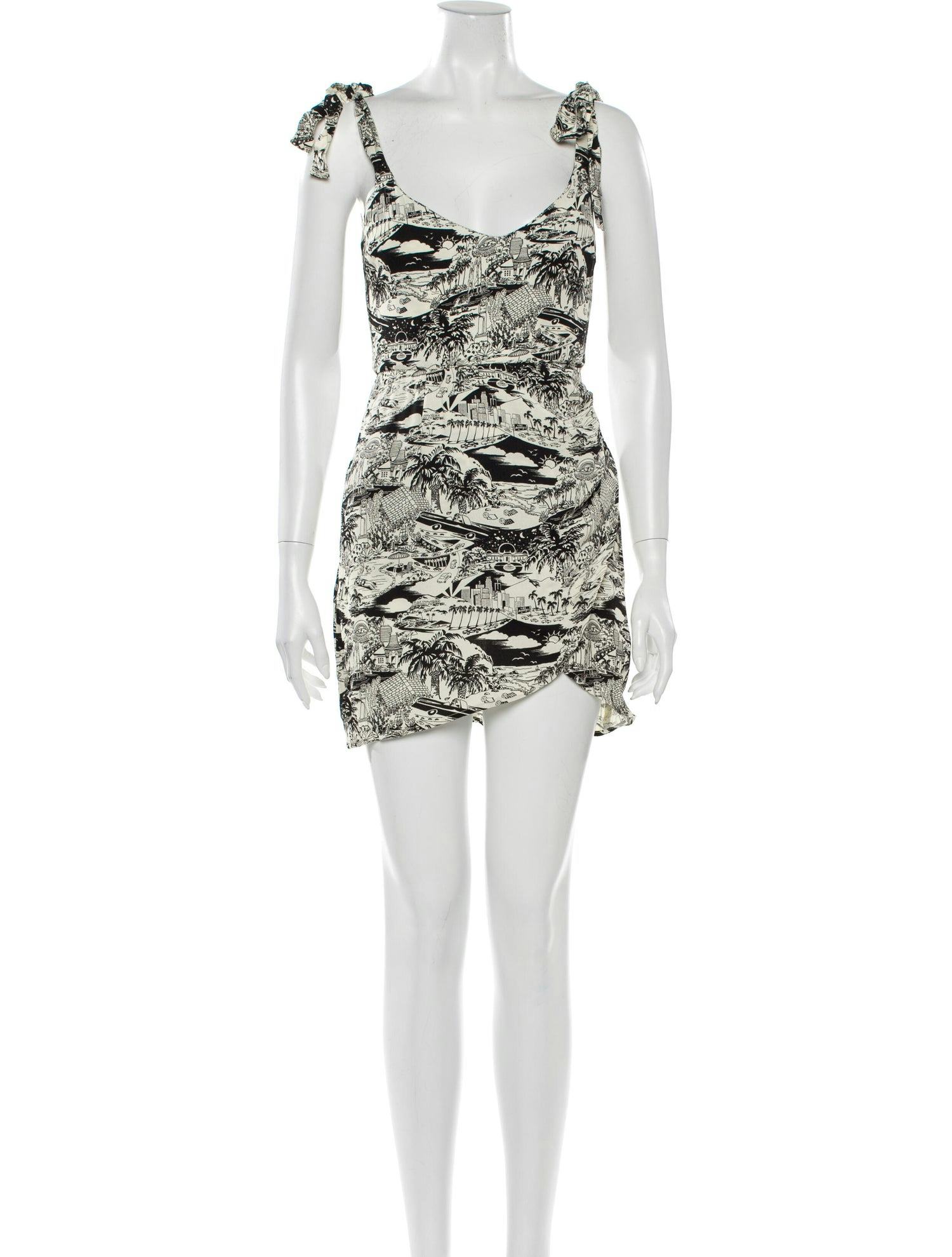 Kendall Jenner’s Newsprint Jeans From Reformation Are Finally Back In Stock