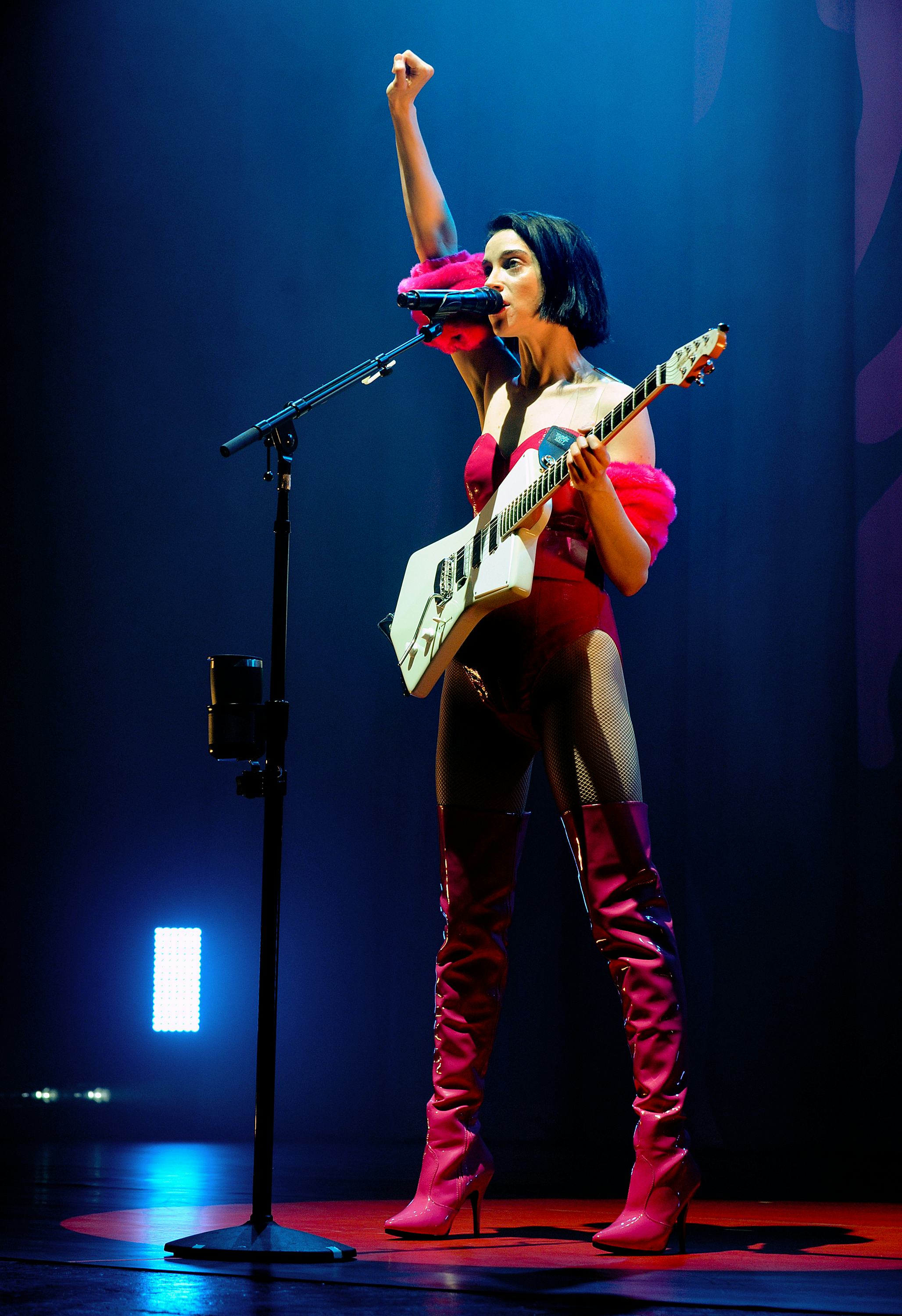 St. Vincent Goes From Indie Darling To Dazzling Rock Star