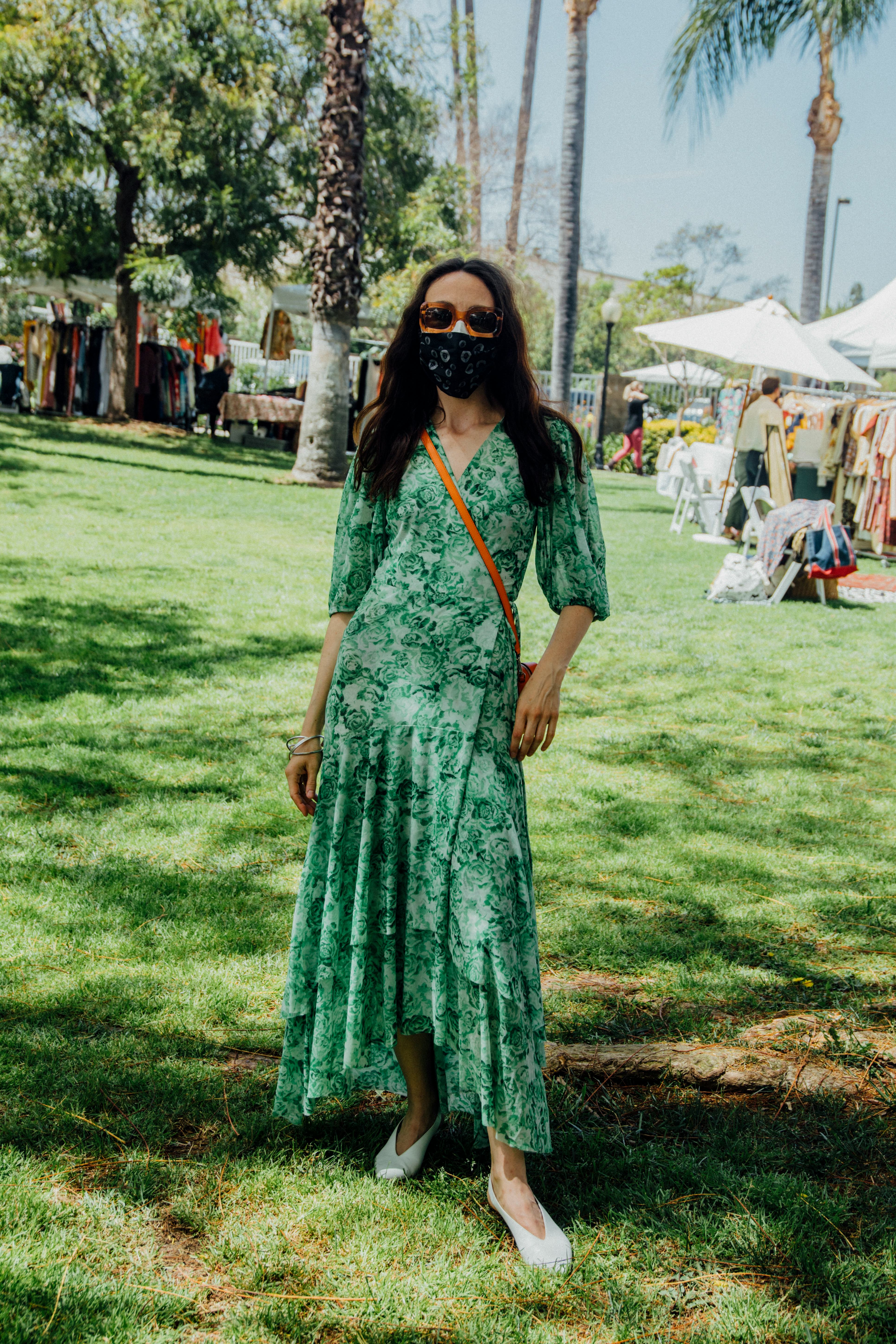 Sun Hats And Dresses Were A Street Style Must-Have At The Pickwick ...