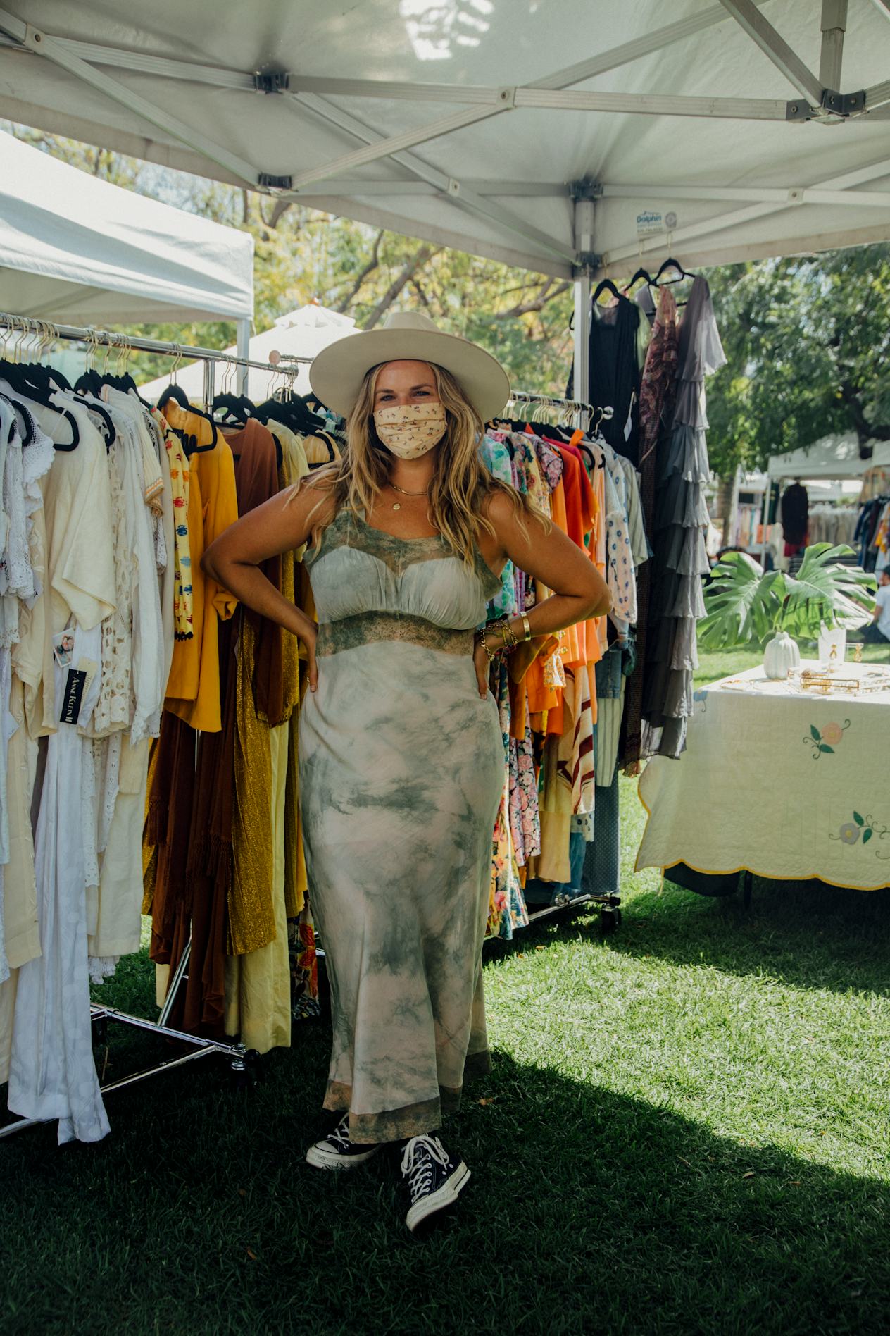 Sun Hats And Dresses Were A Street Style Must-Have At The Pickwick ...
