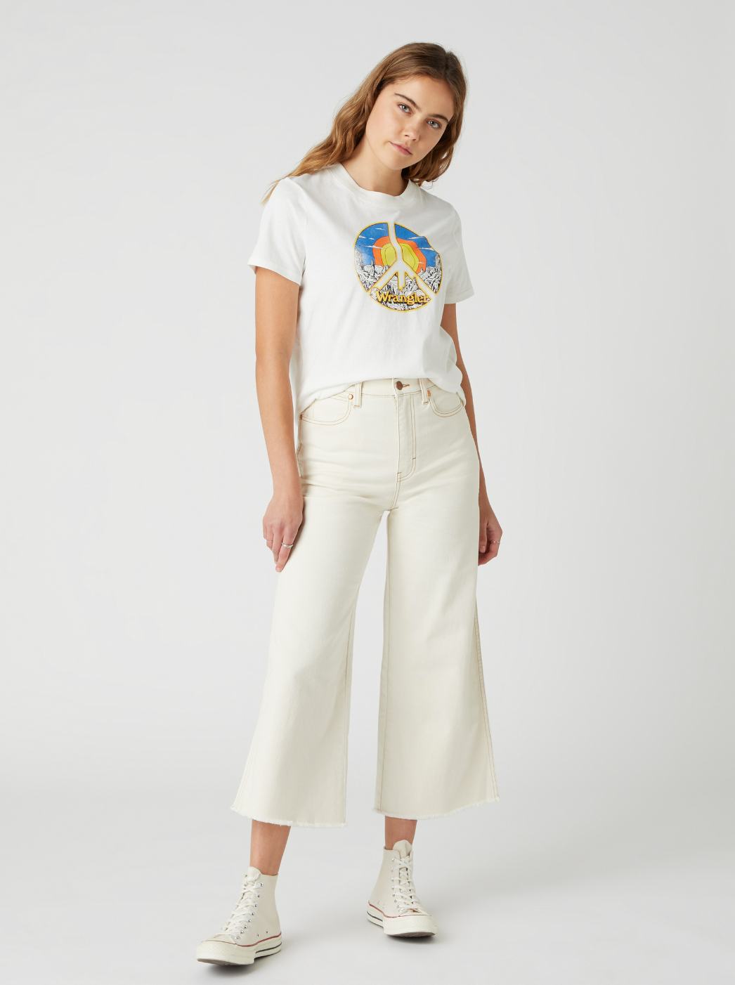 The 2021 Denim Trend That Proves Gen-Z Is More Stylish Than I Was As A Kid