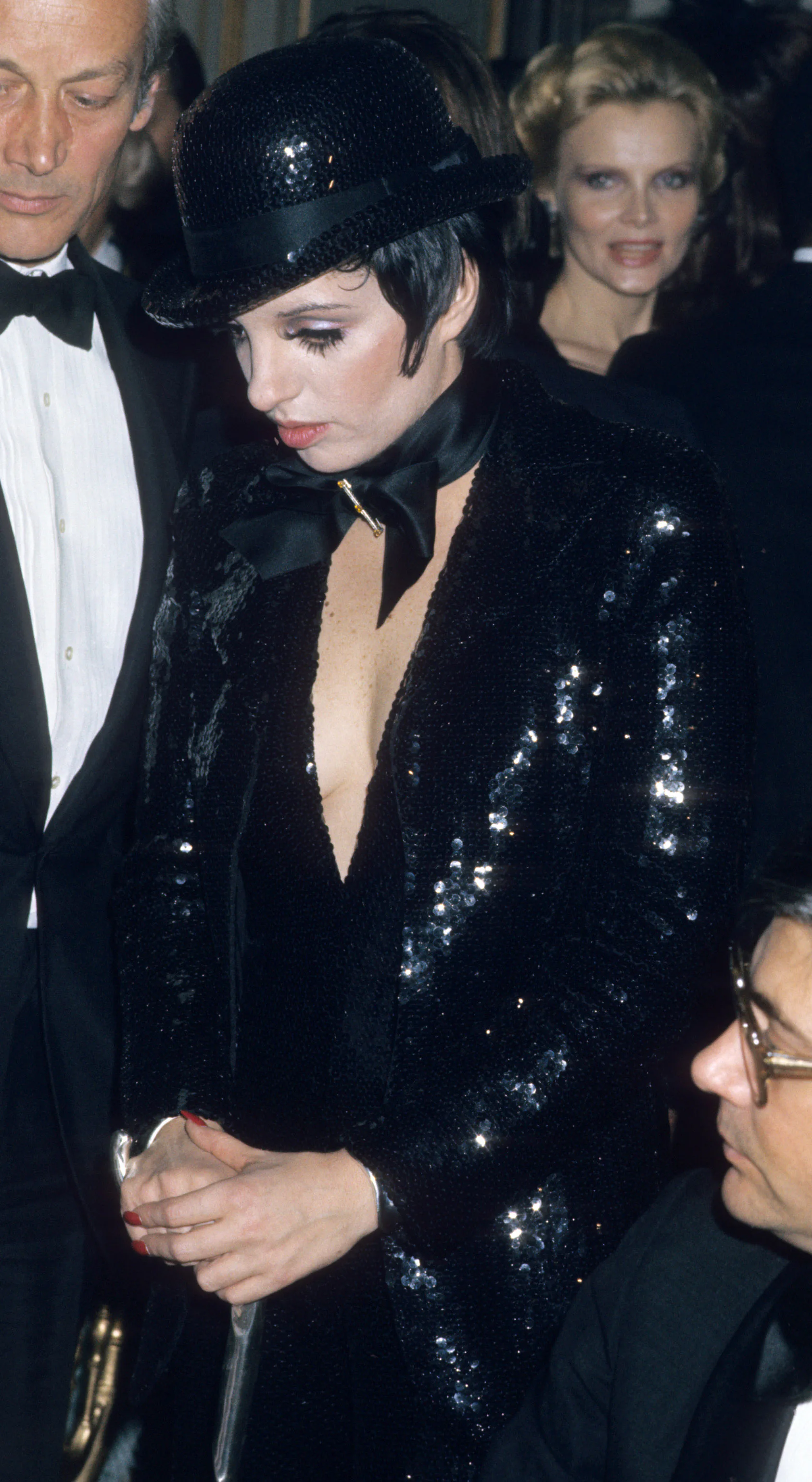 At 80, Liza Minnelli Remains a Red Carpet Fashion Icon