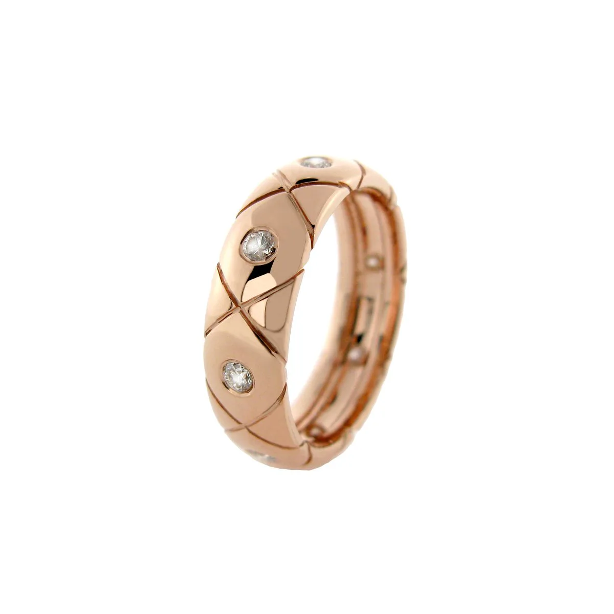15 Flush Setting Engagement Rings For The Unique Bride