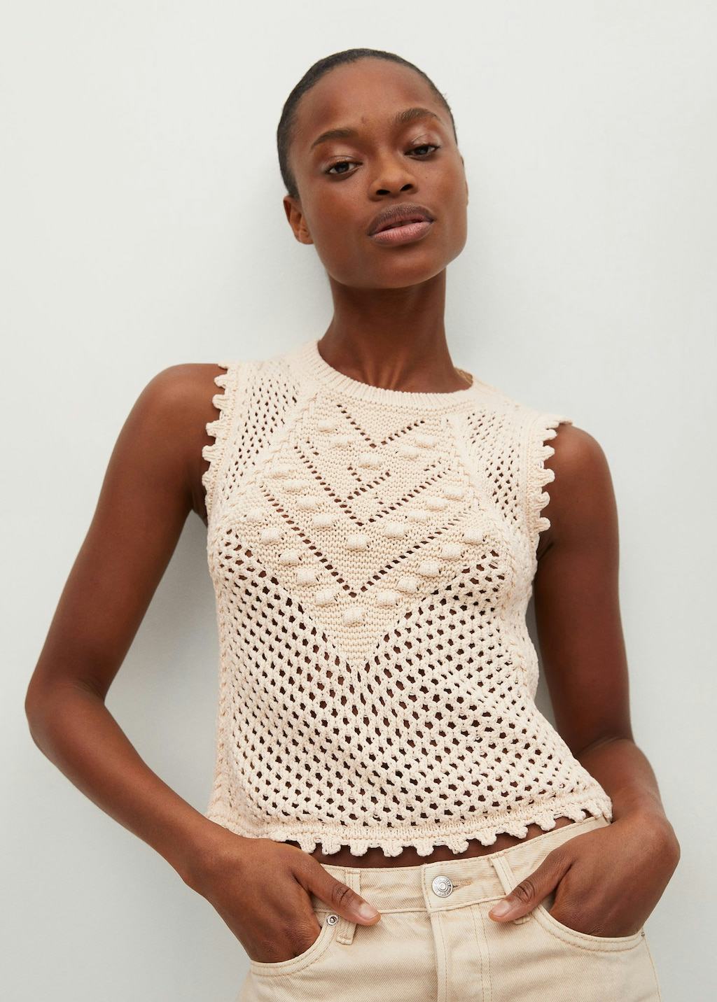 5 Vintage White Jeans Outfits I'm Wearing — Inspired By My Retro Icons