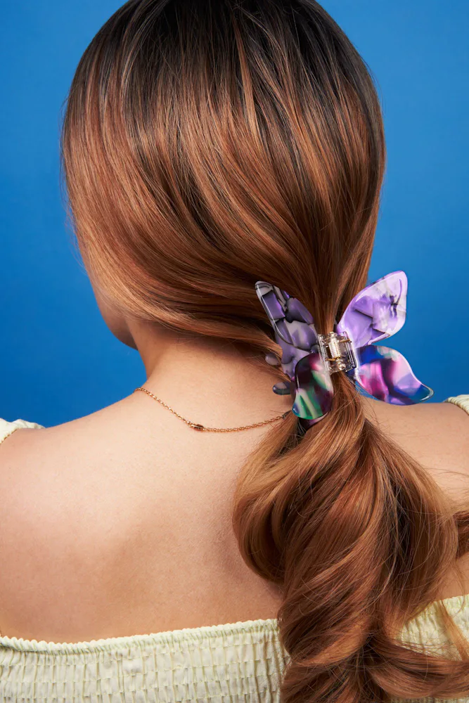 Y2K Hair Clips Are the Must-Have Accessory of the Summer