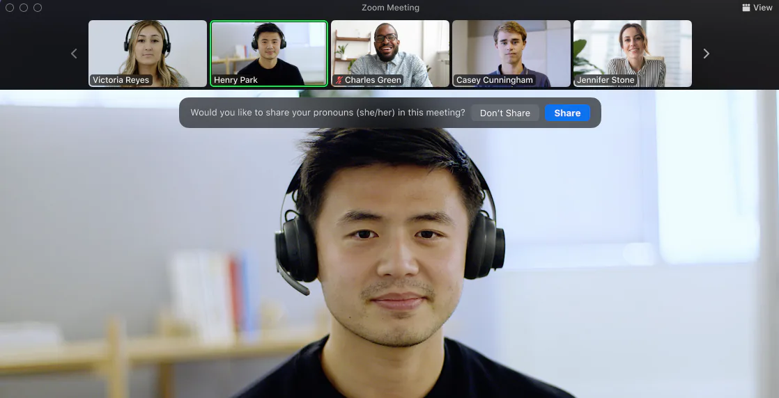 How To Add Your Pronouns On Zoom & Display Them In Meetings