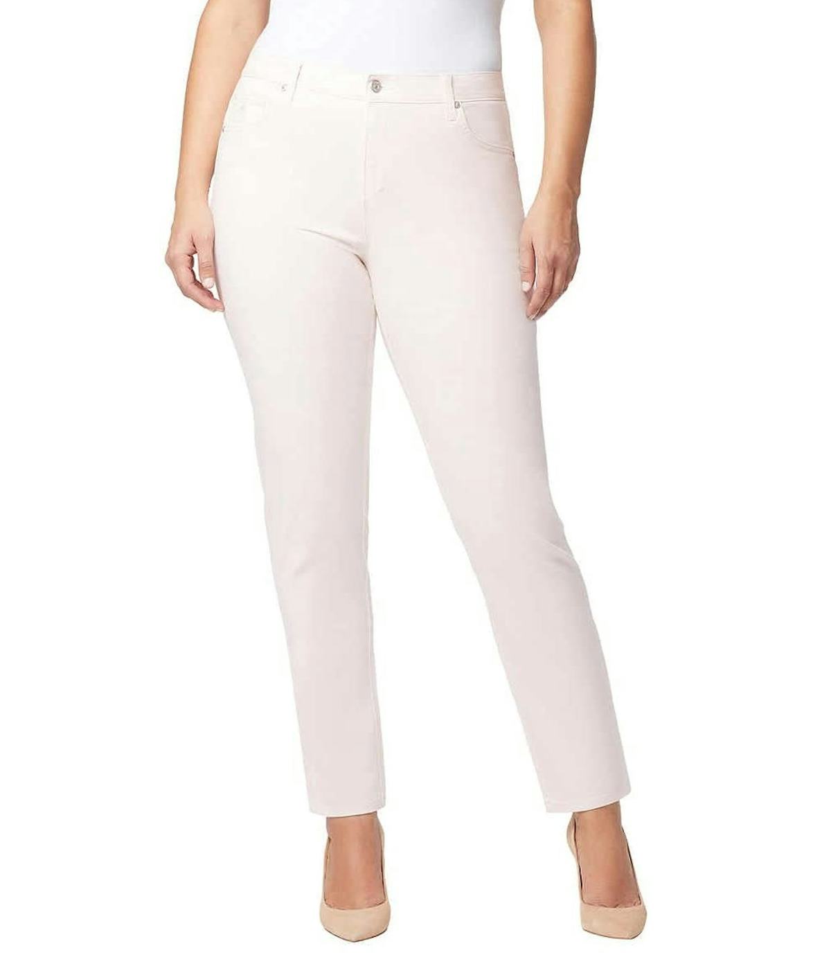 The 10 Best Jeans For Small Waists And Big Thighs