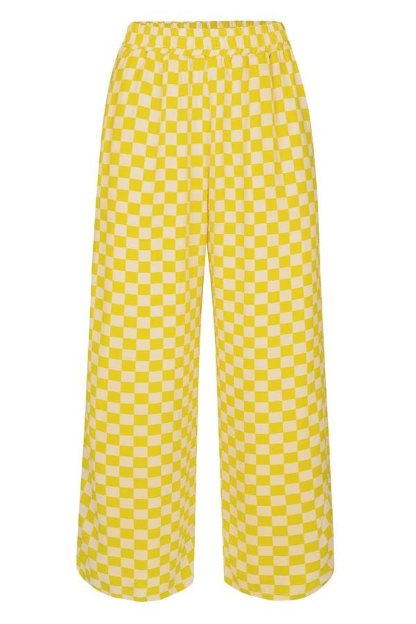 Party Pants Are The "Going-Out" Fashion Trend For Summer 2021