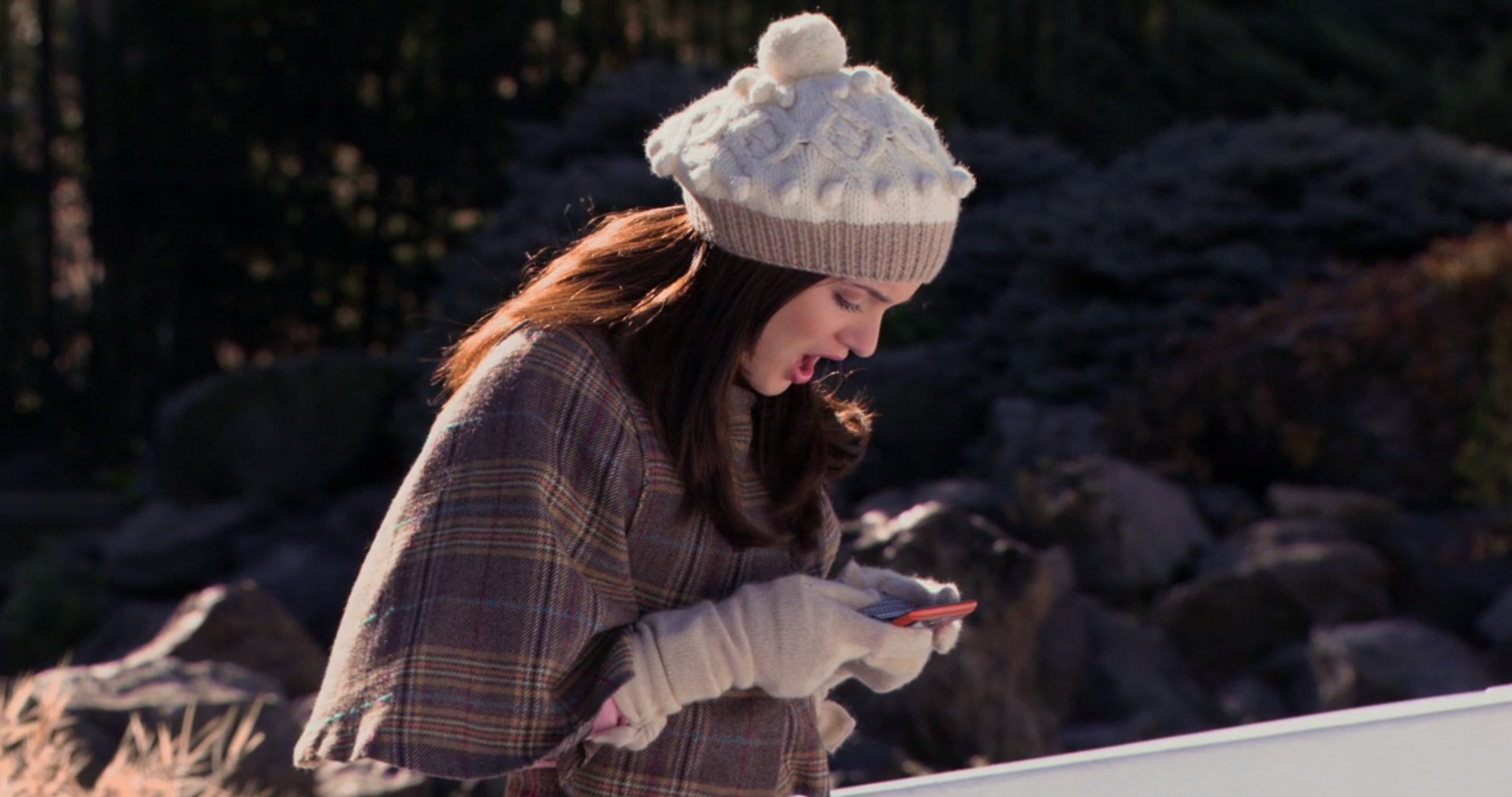 Why Is My Ex Texting Me? Here's What It Means & What To Do