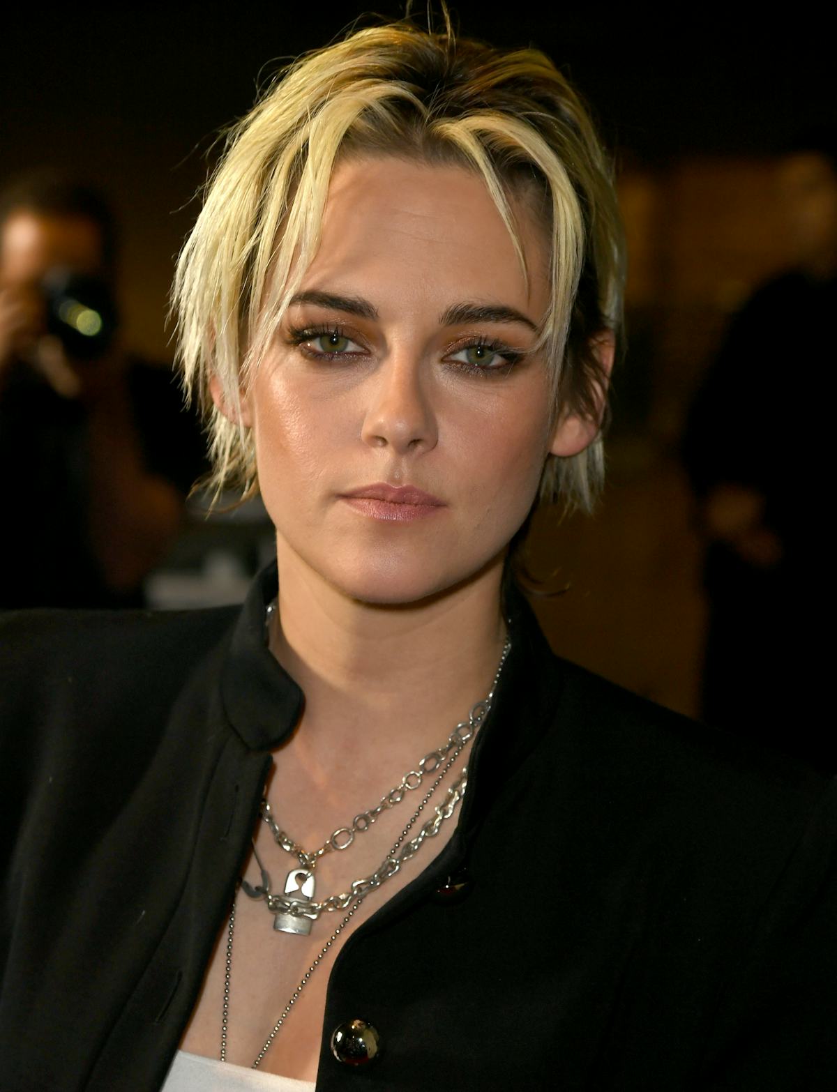 Kristen Stewart’s Hair Evolution, From Gothic Glam to Blonde Buzz-cut