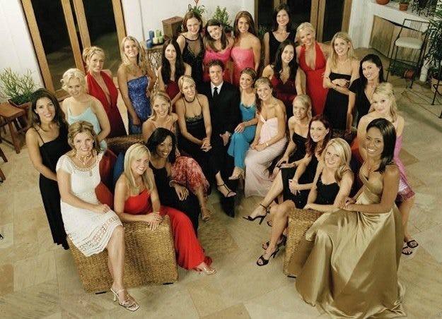 8 ‘Bachelor’ 2000s-Inspired Fashion Looks You Need To See