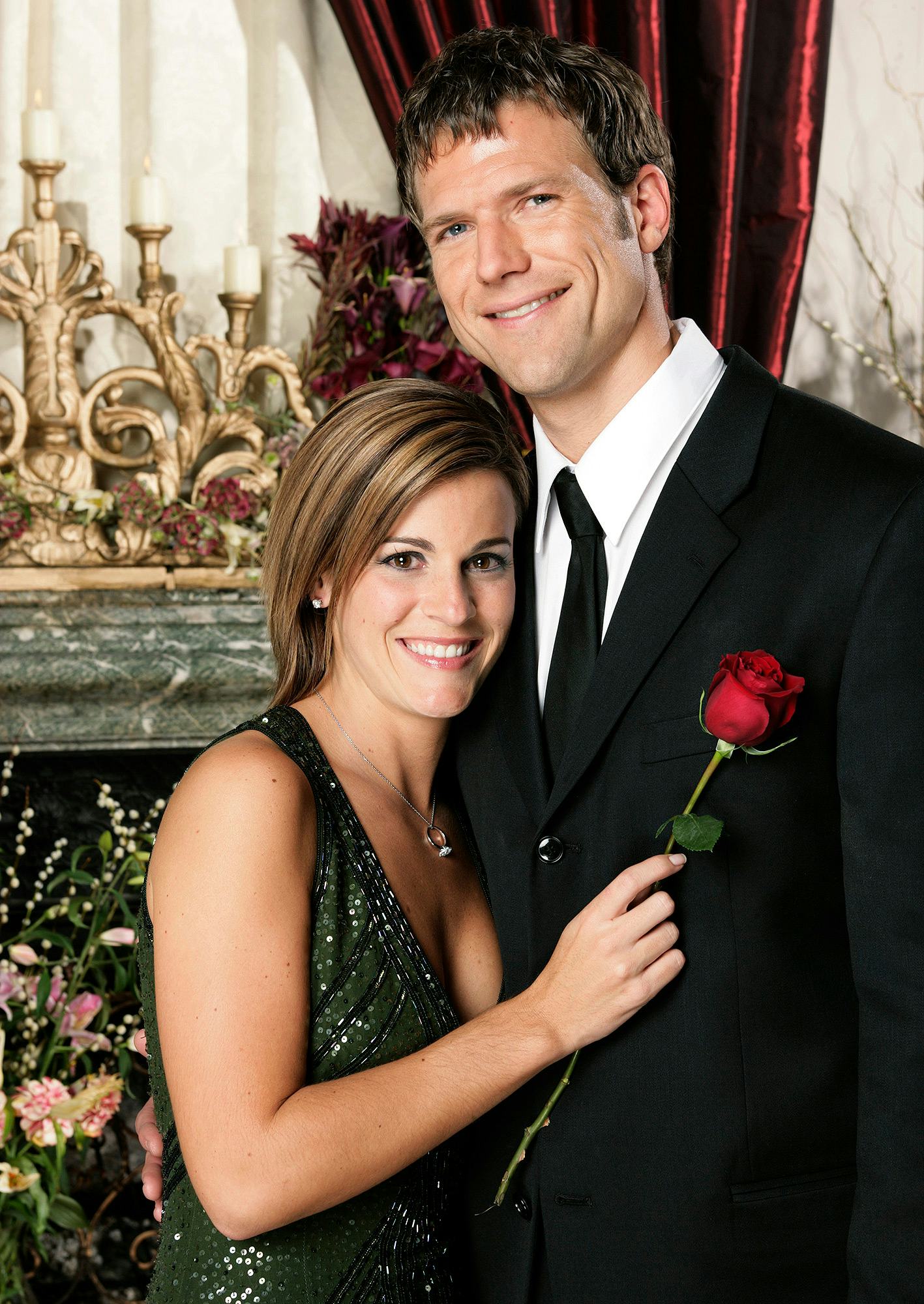 8 ‘Bachelor’ 2000s-Inspired Fashion Looks You Need To See