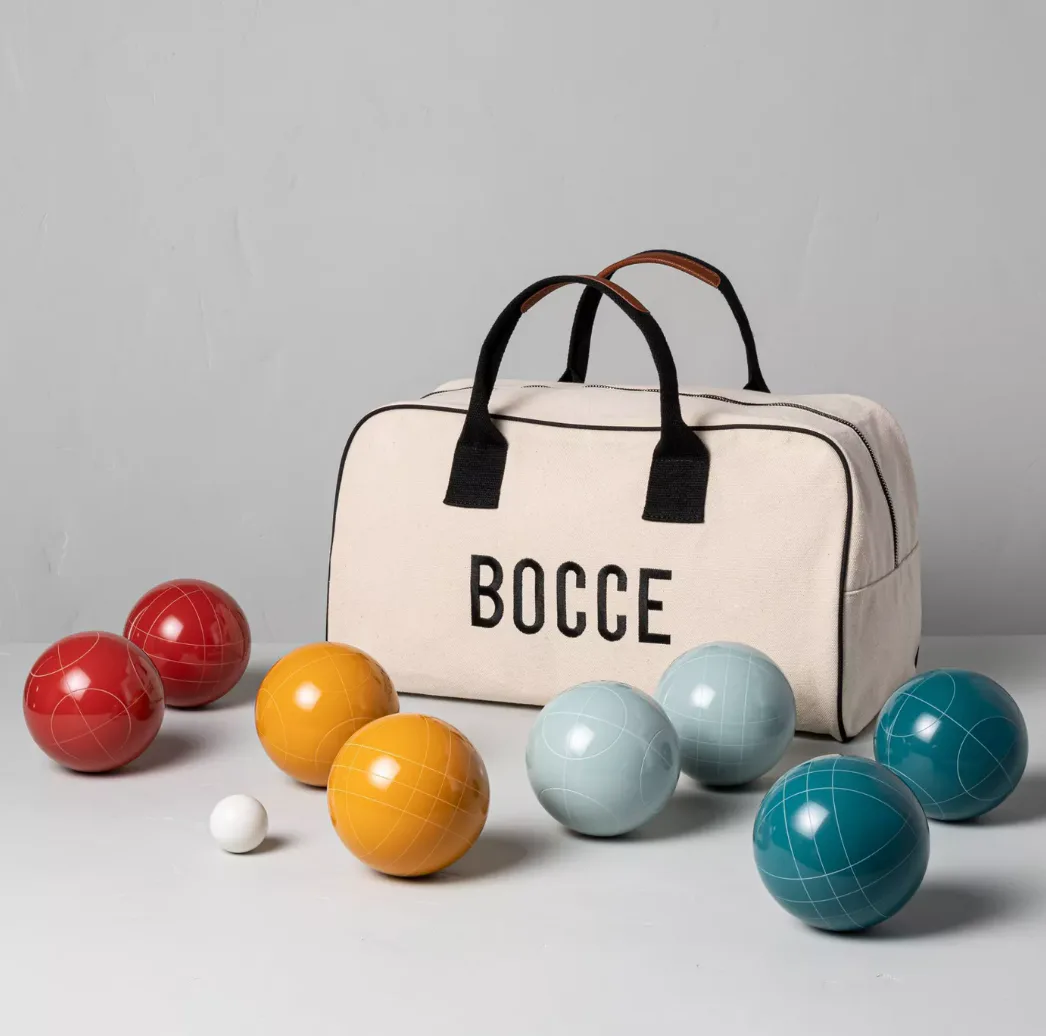 10 Stylish Outdoor Game Sets To Get The Fun Started