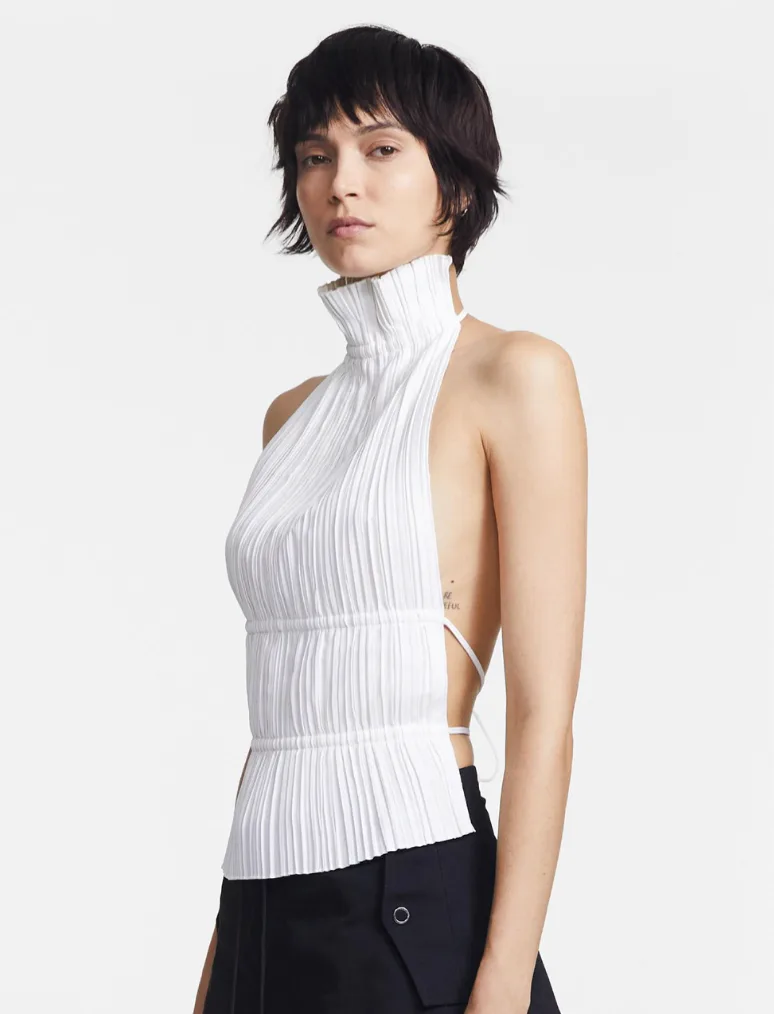 Plisse Pleats Is The Fall 2021 Trend We're Stocking Up On