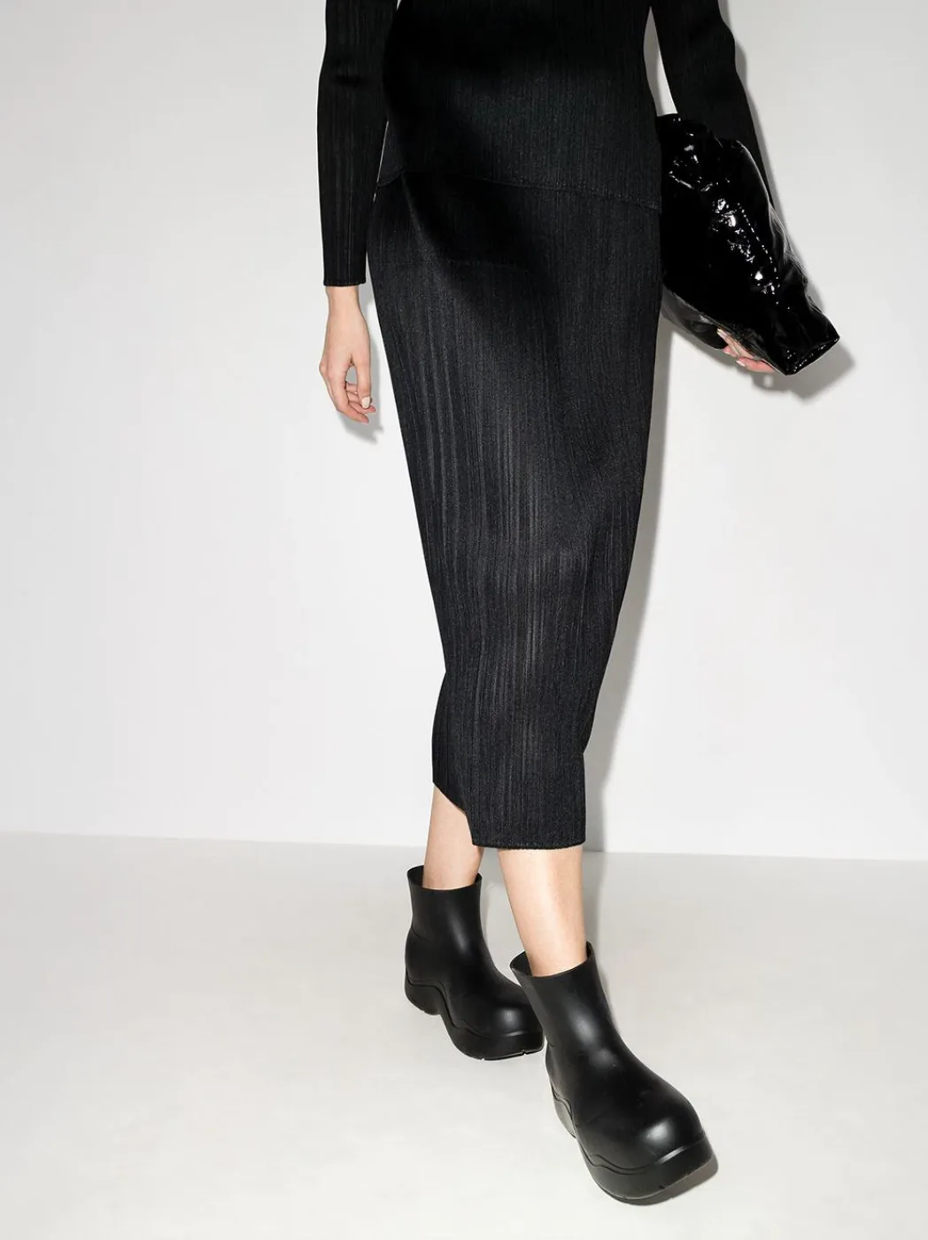 Plisse Pleats Is The Fall 2021 Trend We're Stocking Up On