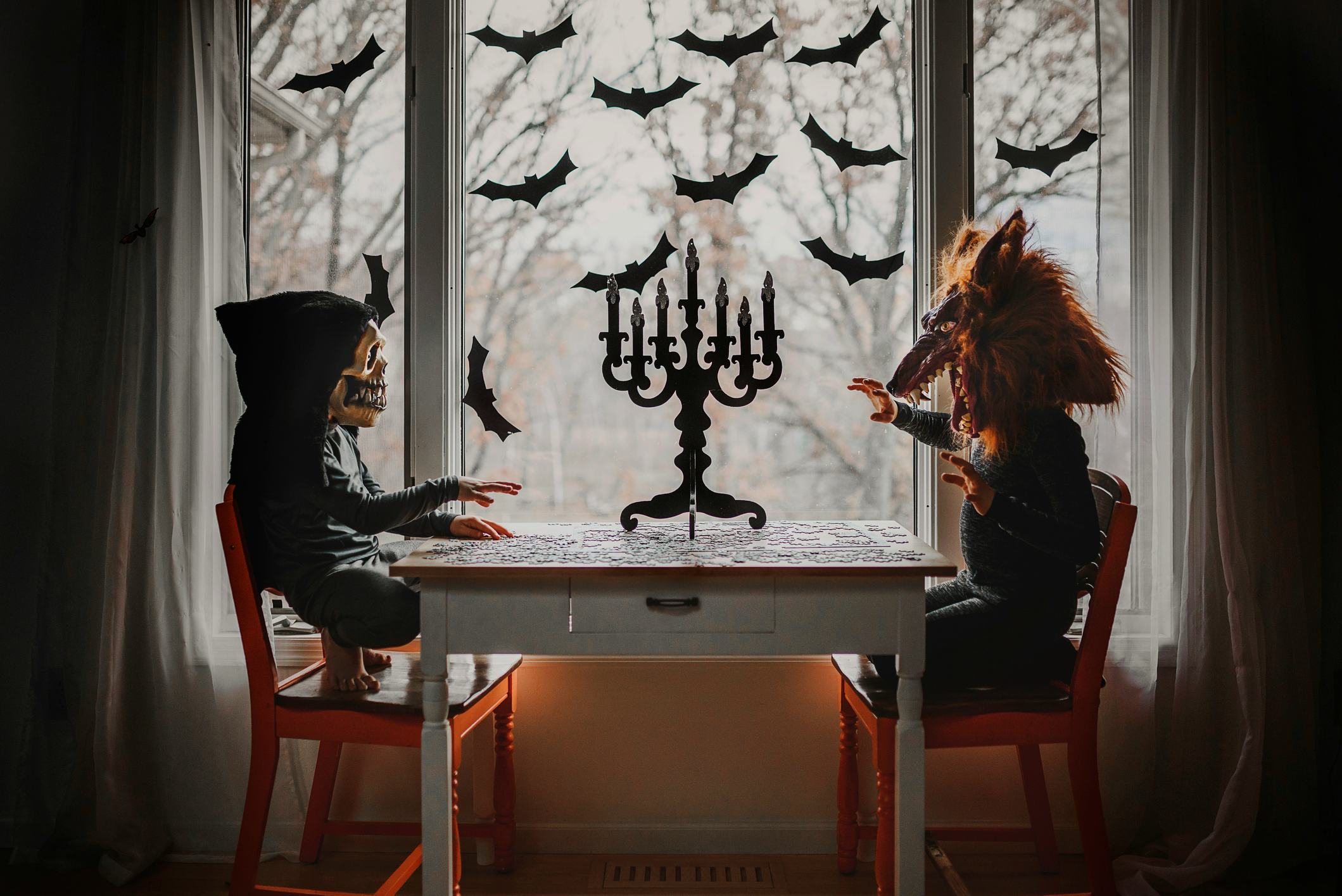 15 Creative Halloween Photo Shoot Ideas For Families