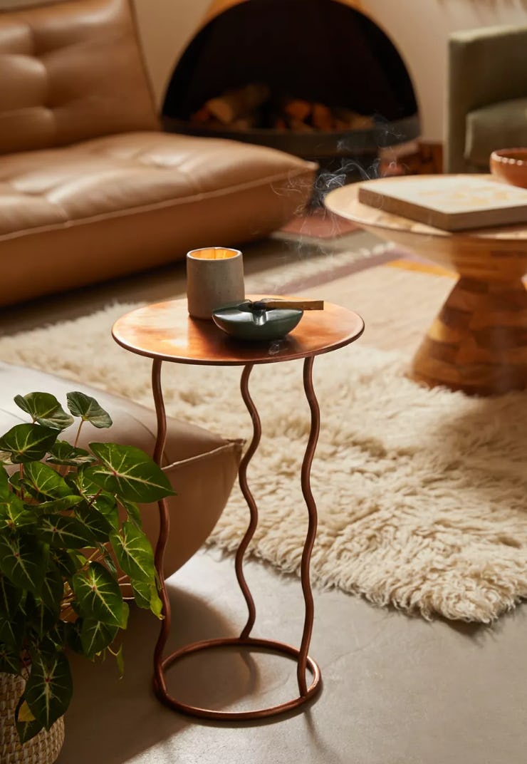 Elsa Hosk’s Squiggly Side Table Marries These Two Major Design Trends