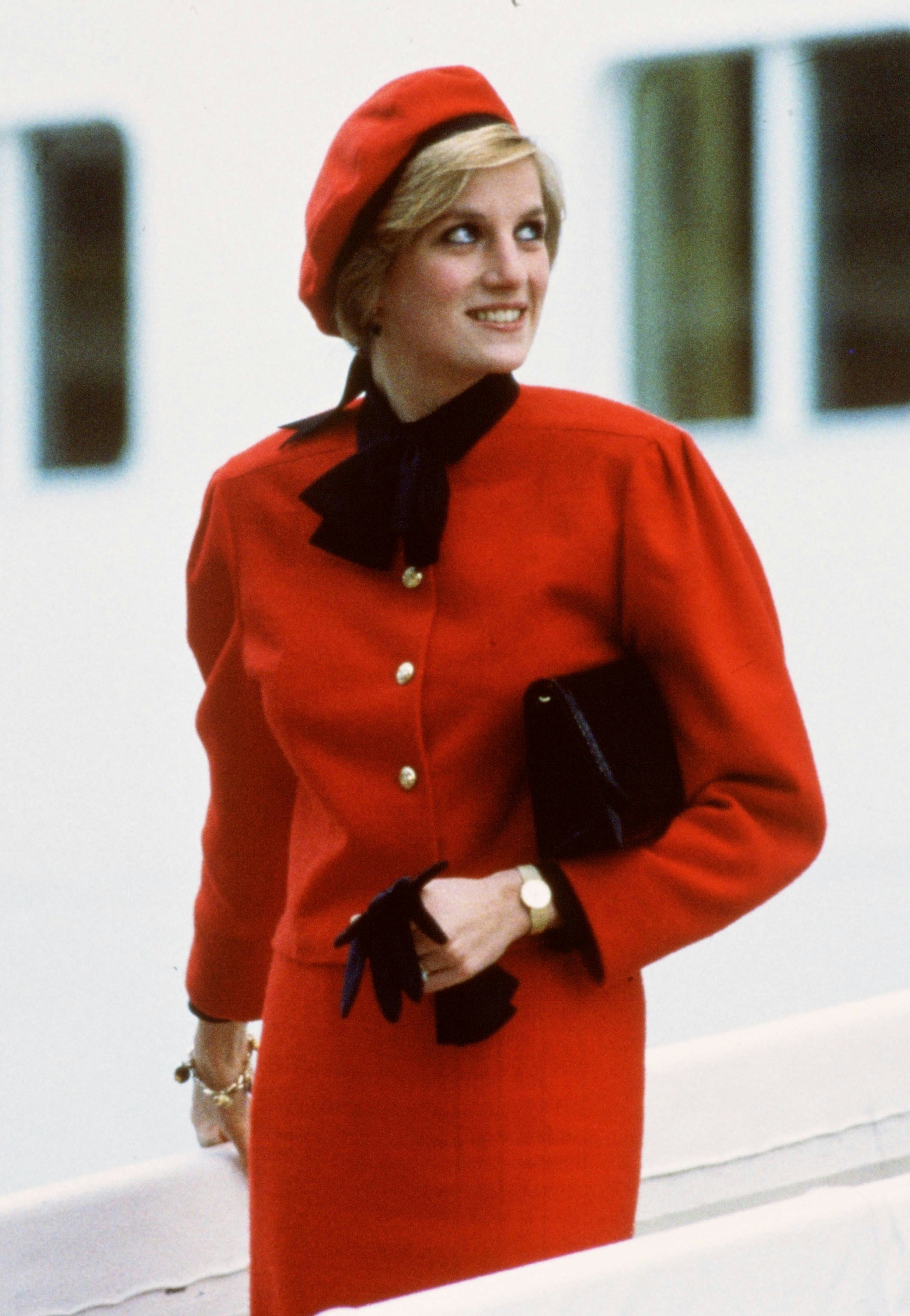 15 Of Princess Diana's Best Hats, Tiaras, & Baseball Caps