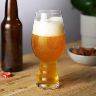 The 7 best IPA glasses to maximize your brew's flavor