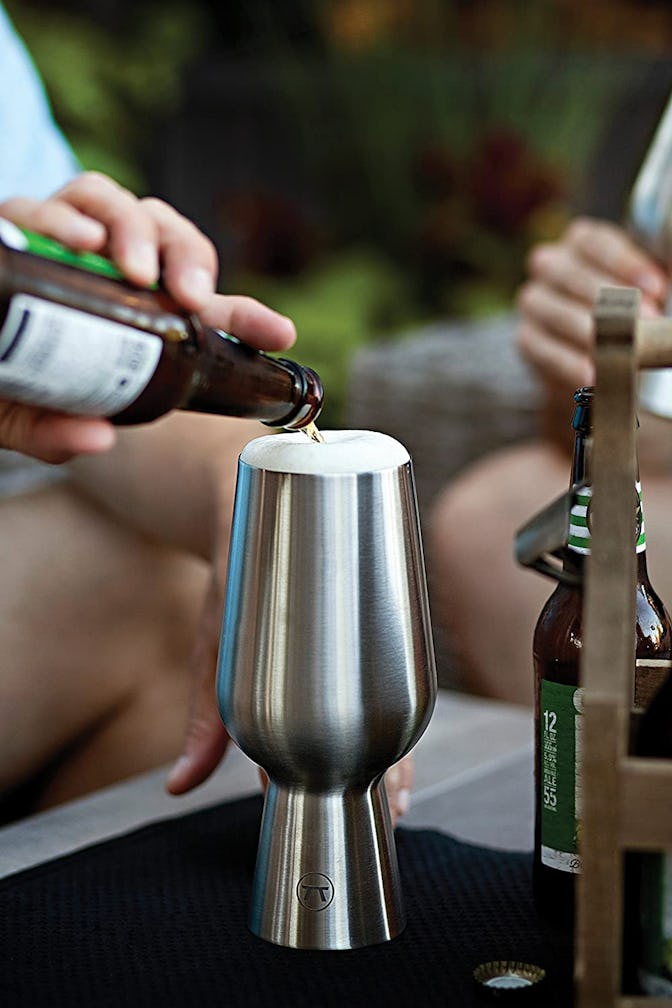 The 7 best IPA glasses to maximize your brew's flavor