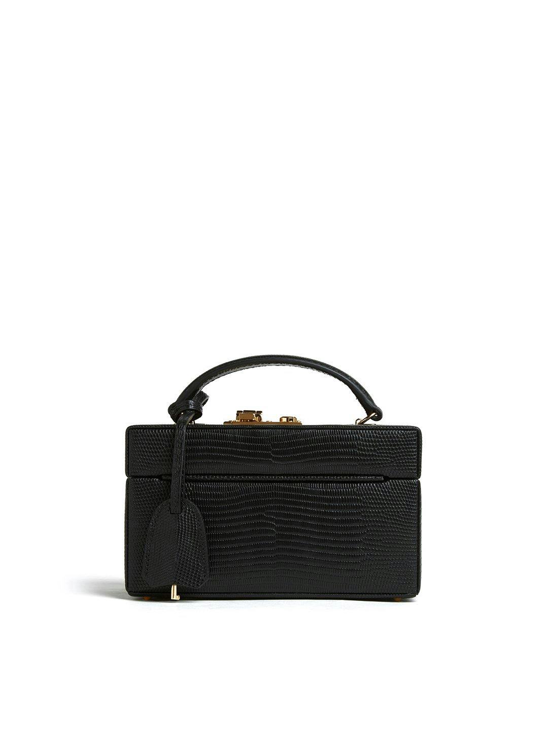 These Belt Trends Will Instantly Upgrade Your Outfit