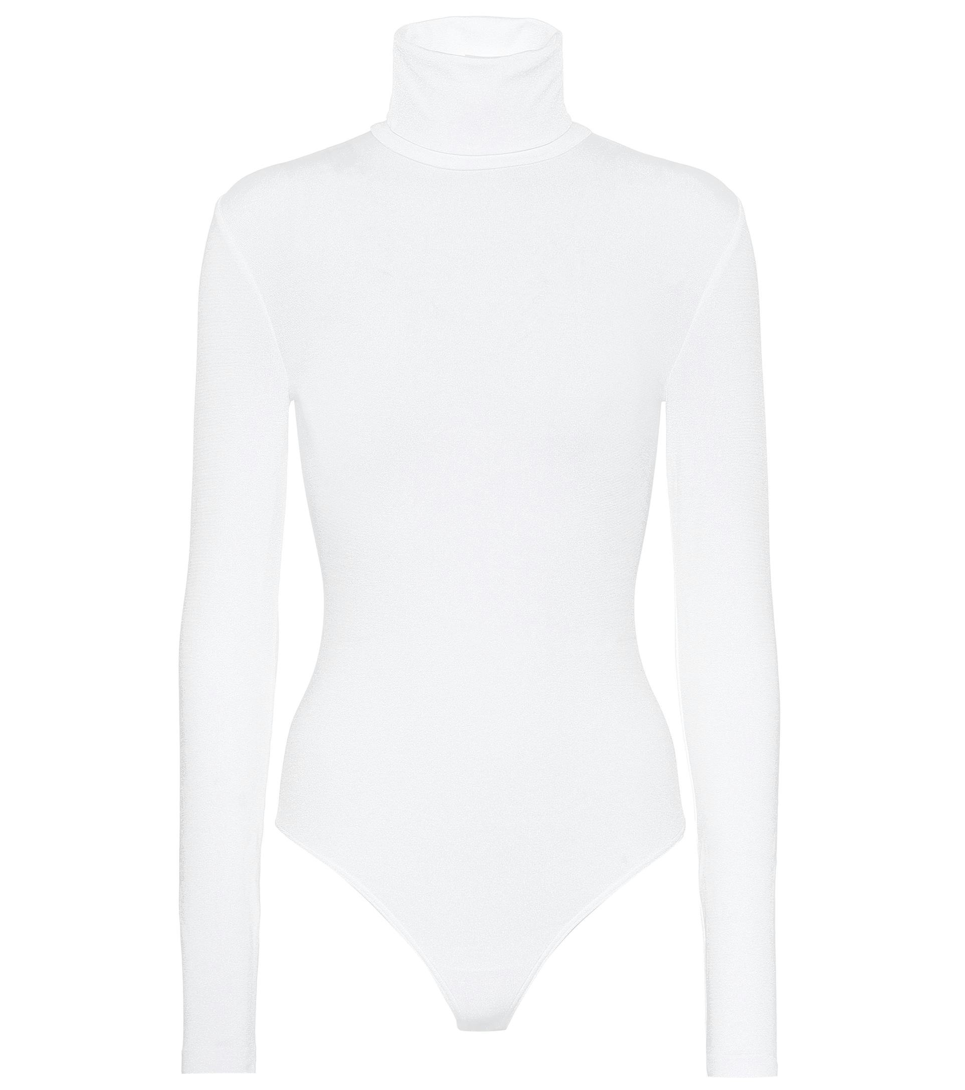 These Sweater Outfits Will Set Your Style Apart This Fall