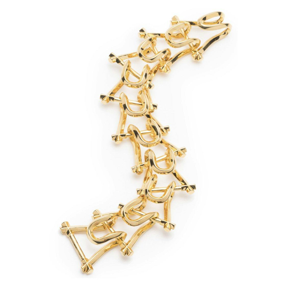 3 Minimalist Fall Accessory Trends That Guarantee Elevated Style