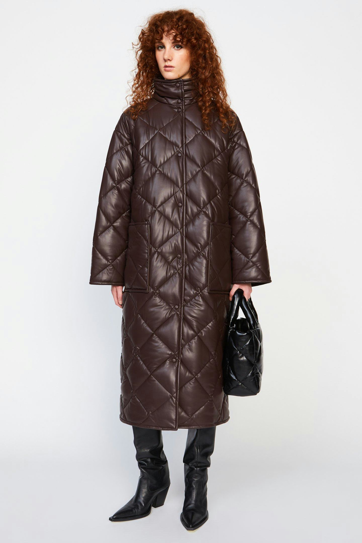 6 Puffer Jacket Trends To Wear This Winter, From Cropped To Colorful