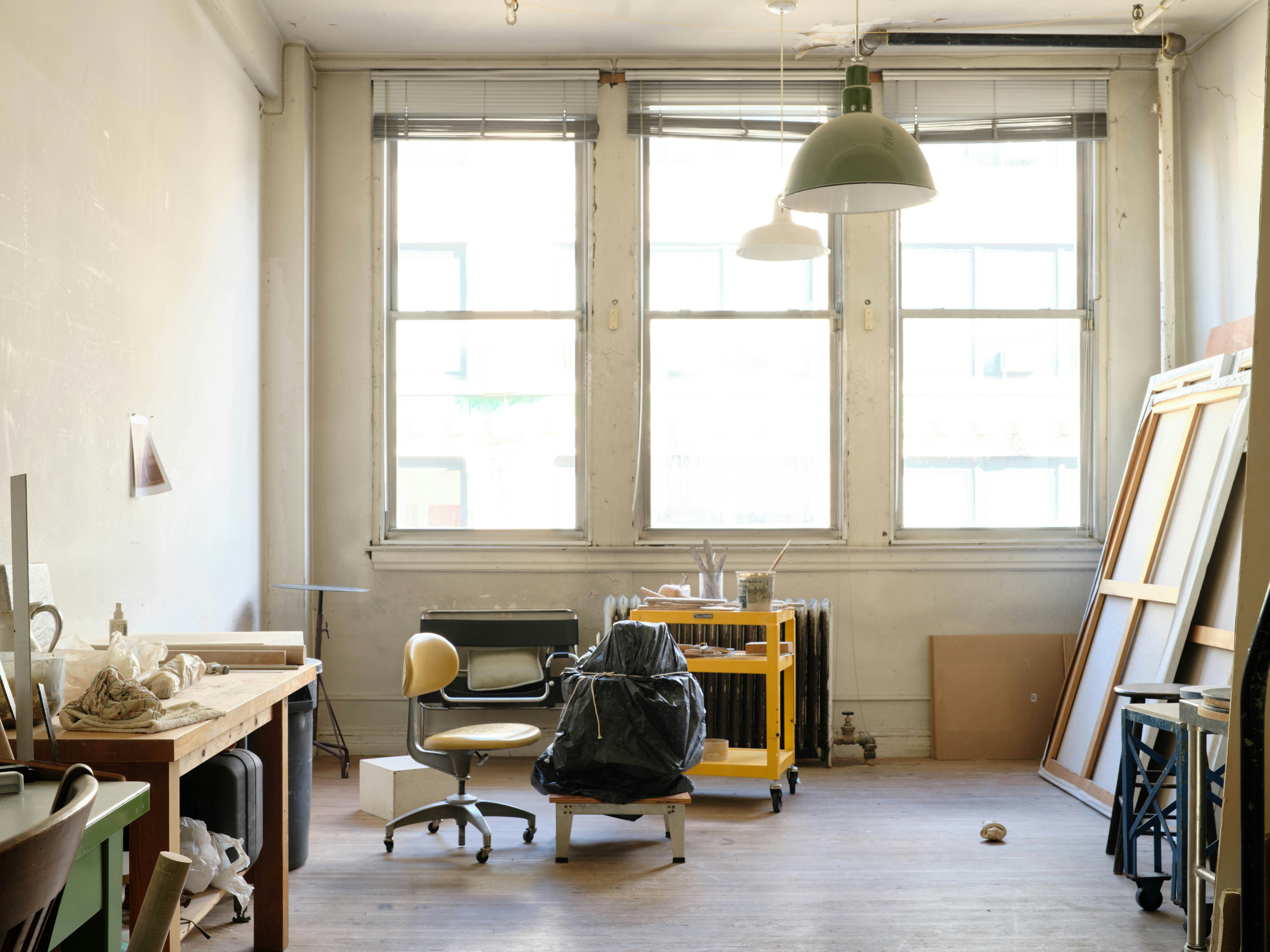 In the Studio With Peter Schlesinger, Creative Legend