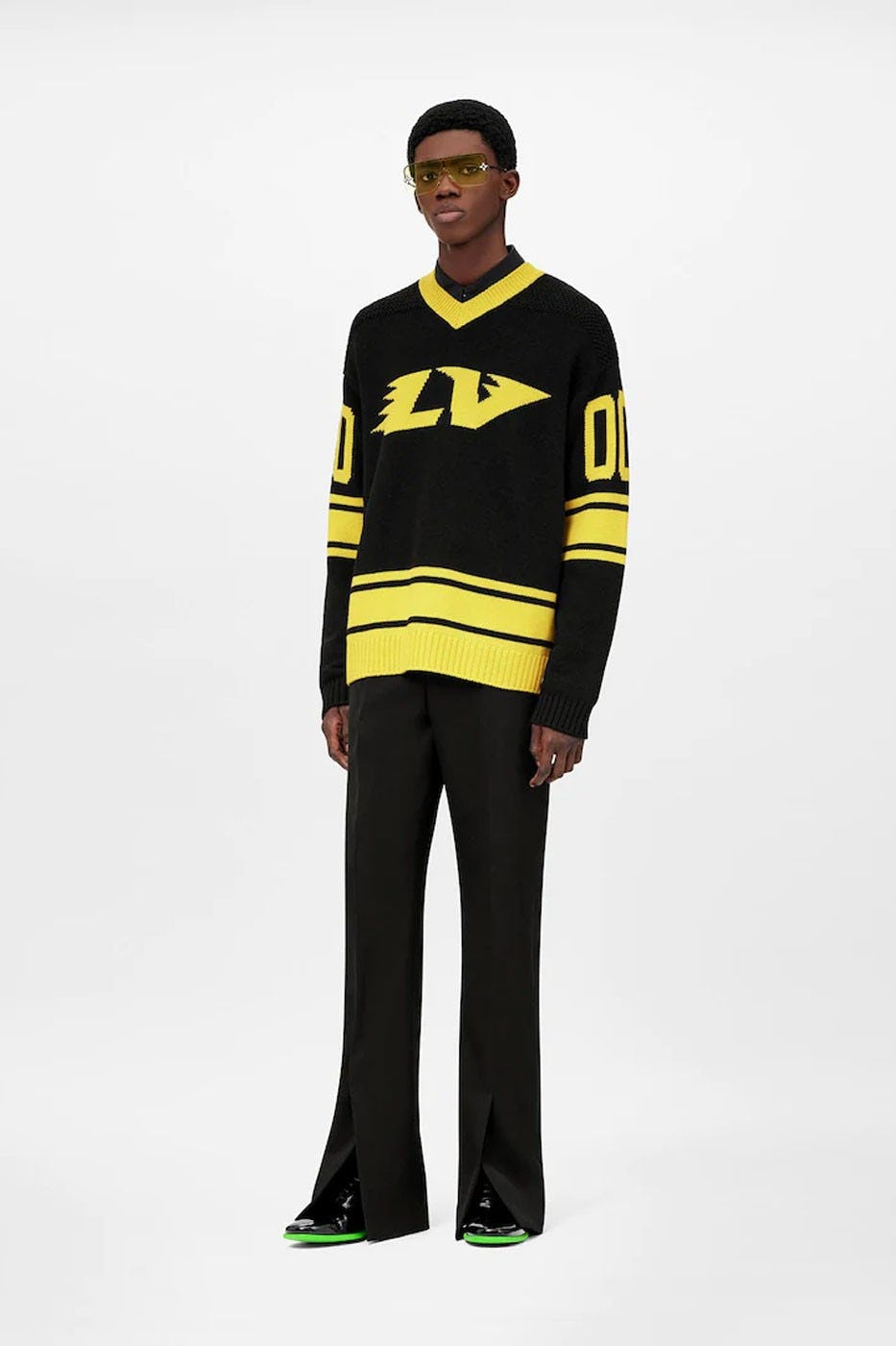 Louis Vuitton made a football jersey that pays homage to a classic NFL ...