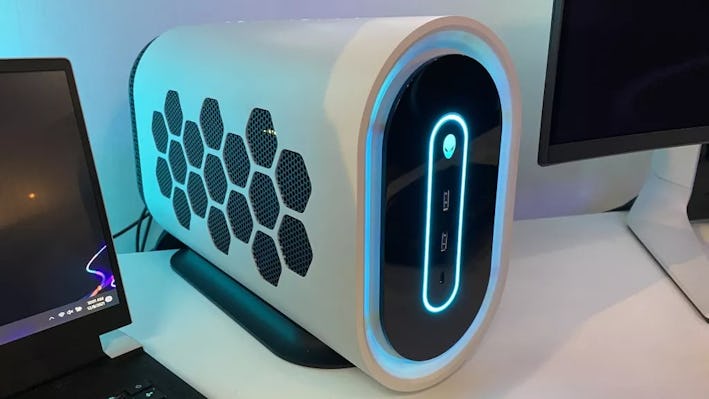 Alienware’s revived eGPU concept turns your laptop into a graphics beast