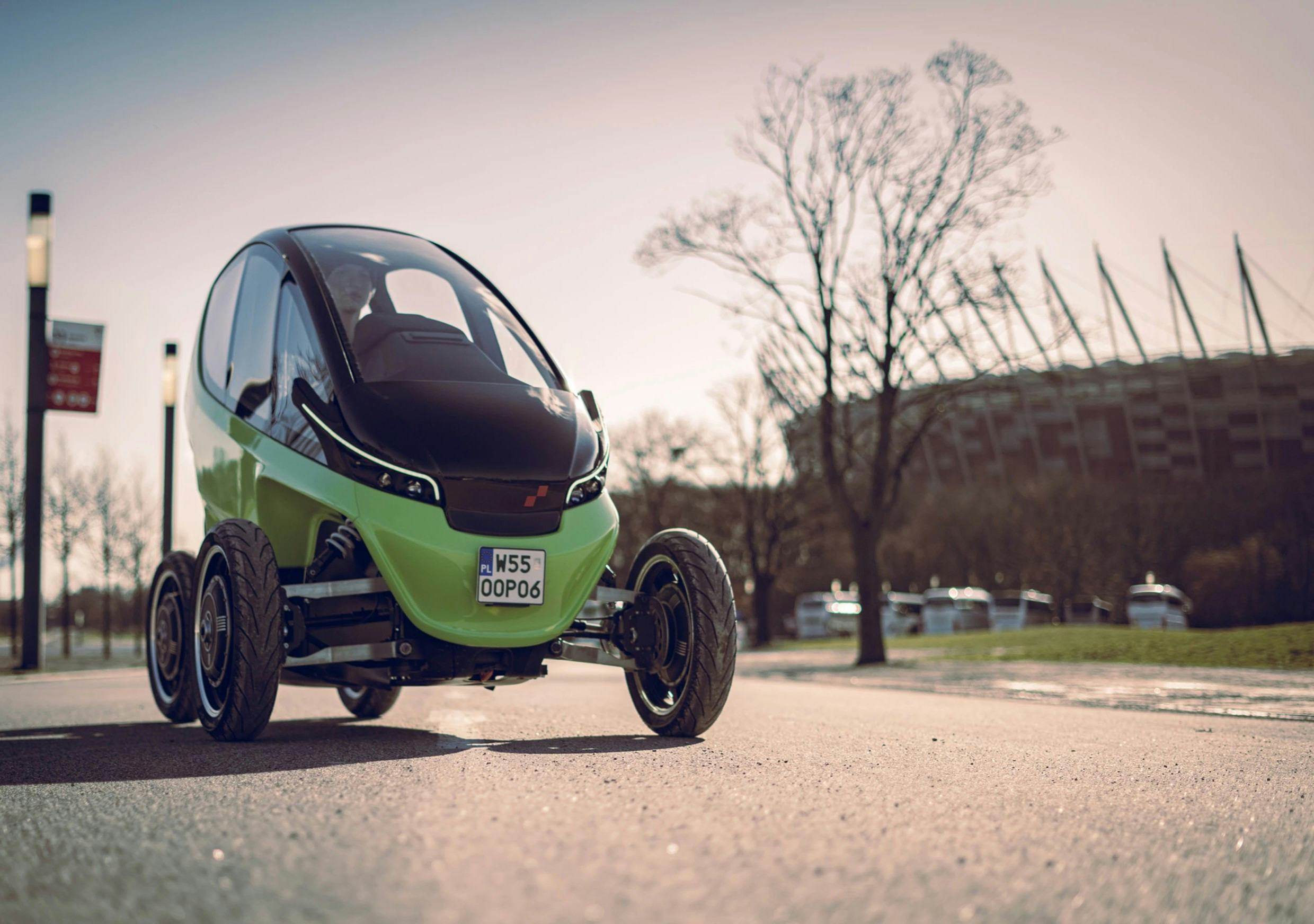Triggo is a shape-shifting EV that snakes through traffic jams