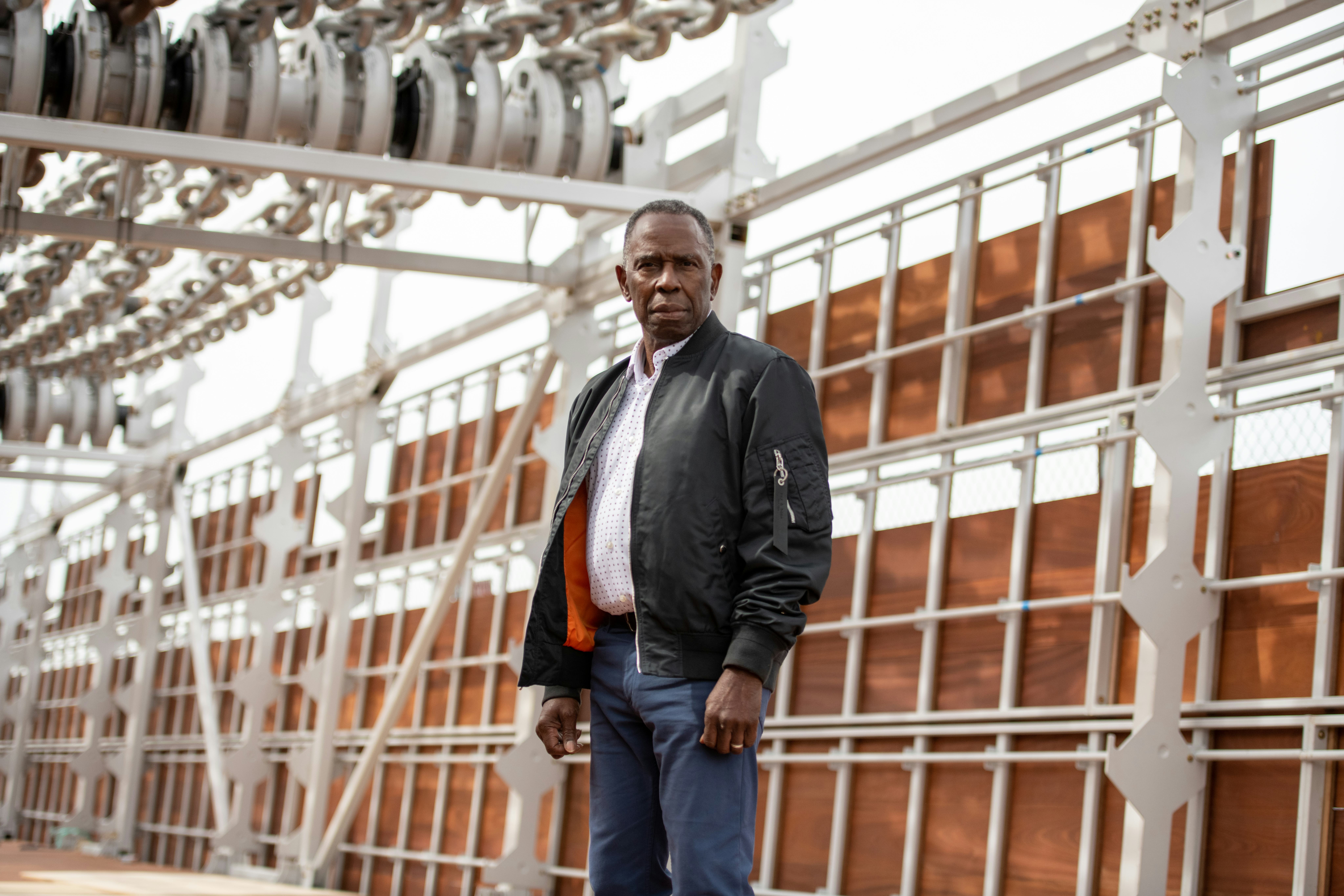 Charles Gaines on ‘Moving Chains,’ His First Public Artwork