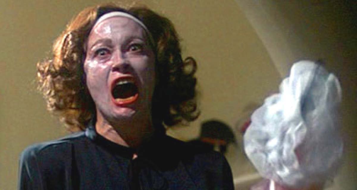 10 Horror Movies With Scary Moms That Will Haunt Your Dreams