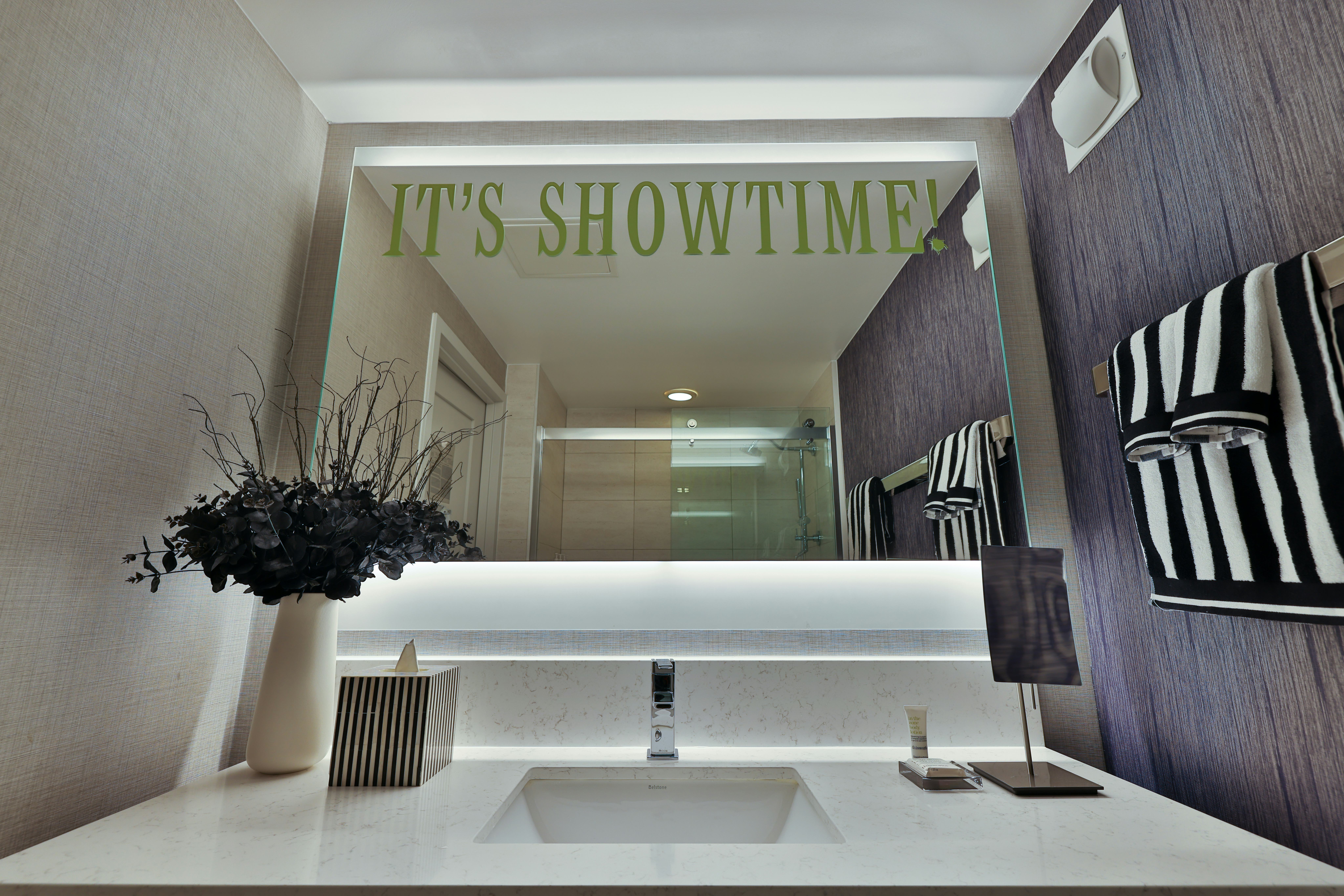 This 'Beetlejuice' Suite In New York City Is So Strange & Unusual