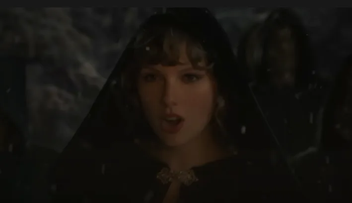 Every Easter Egg In Taylor Swift’s “Bejeweled” Music Video