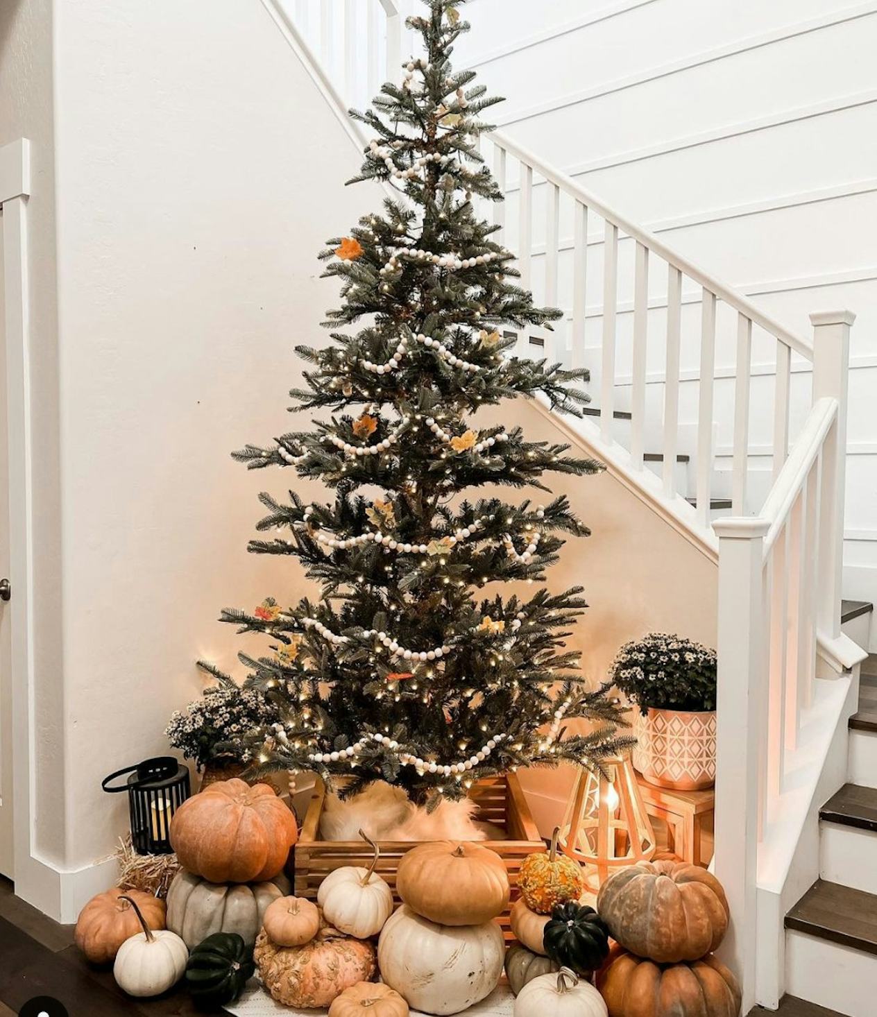15 Thanksgiving Christmas Tree Ideas To Try At Home