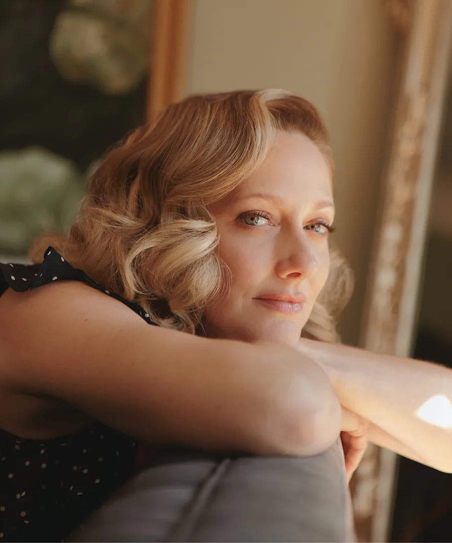 Judy Greer On '13 Going On 30' & Finally Being The Main Character In 'Reboot'