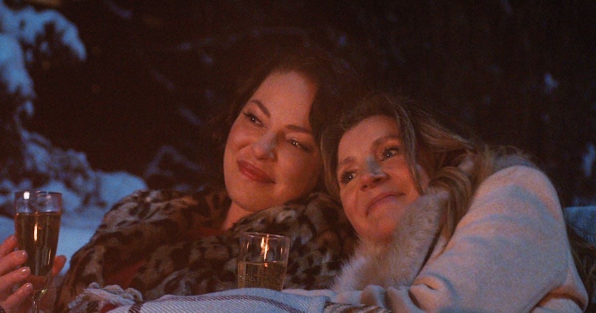 Your 'Firefly Lane' Season 1 Recap Your 'Firefly Lane' Season 1 Recap