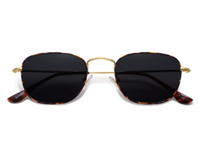 The 12 Best Sunglasses For Square Faces