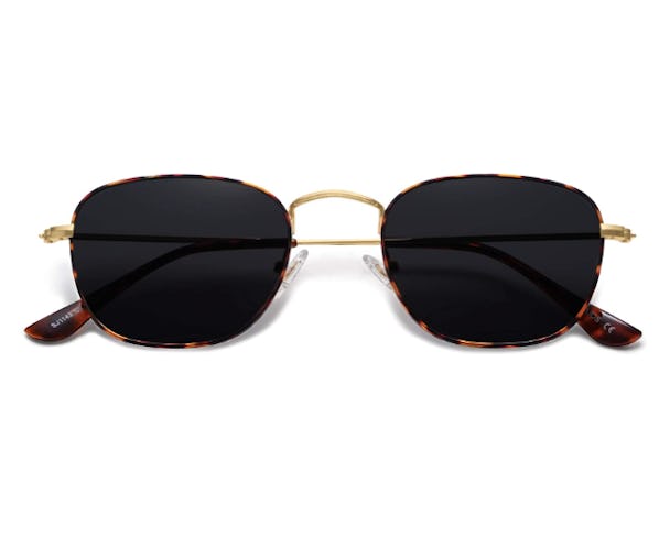 The 12 Best Sunglasses For Square Faces