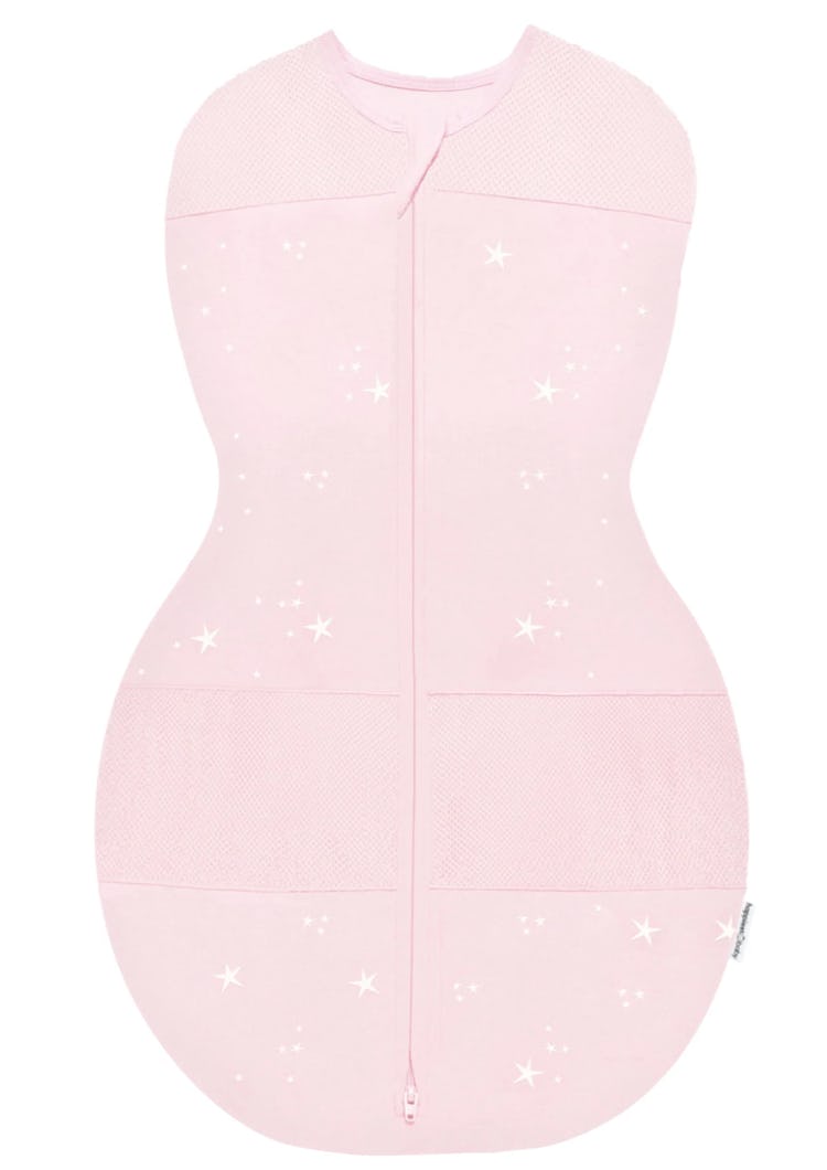 When To Stop Swaddling Your Baby: 8 Signs It's Time To Transition