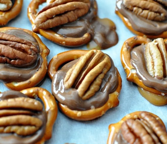 10 Holiday Party Snacks With 3 Ingredients Each