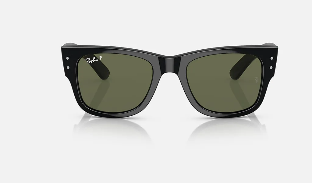 The Best Indie Sleaze Gifts, From Band Merch To Disco Pants