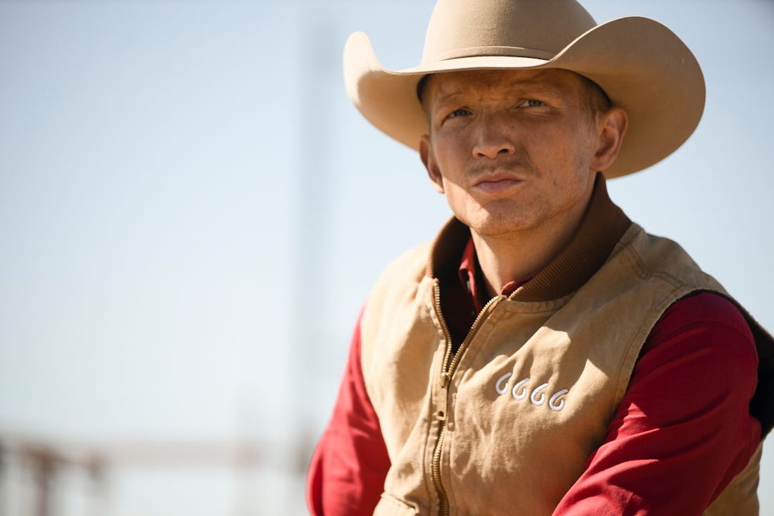 'Yellowstone' Spin Offs '1923,' '1883,' & '6666': Where To Watch Them All